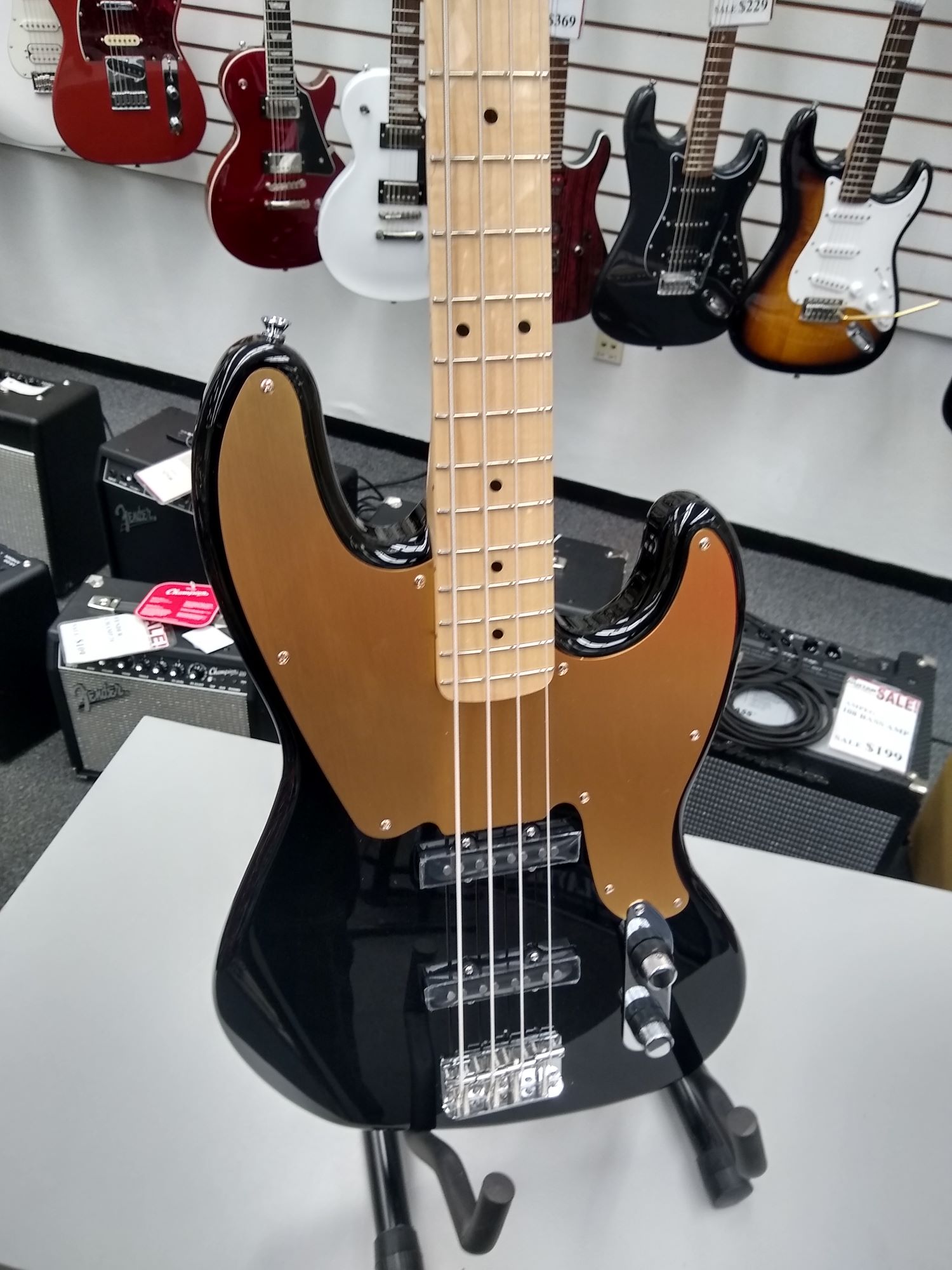 Squier Paranormal Series Jazz Bass '54 Maple Fingerboard Black - Used ...