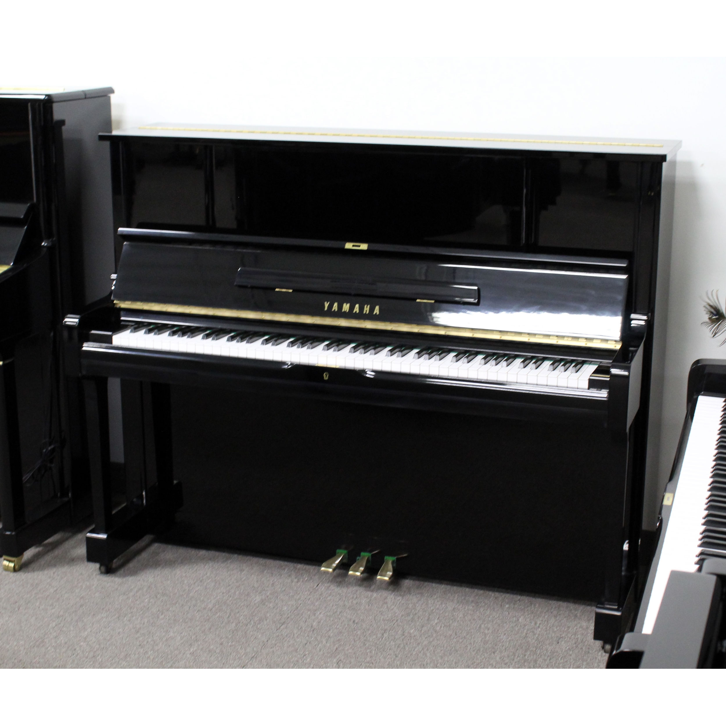 Yamaha UX1 Professional Upright Piano - Jim Laabs Music Store