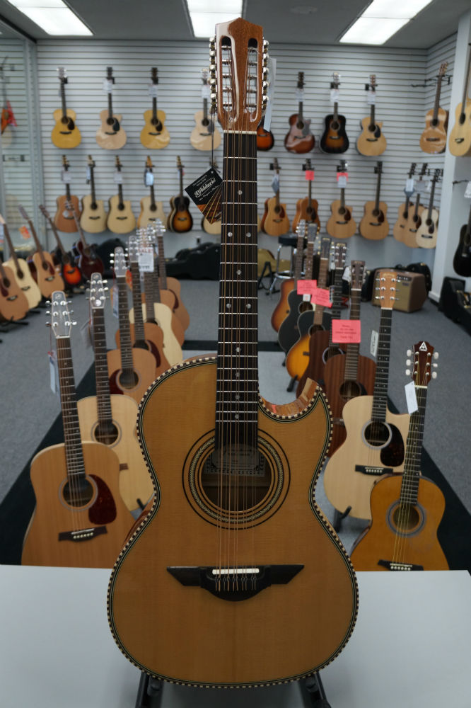 H Jimenez - Bajo Quintos - El Estandar LBQ1 ( Floor Model ) - Jim Laabs ...