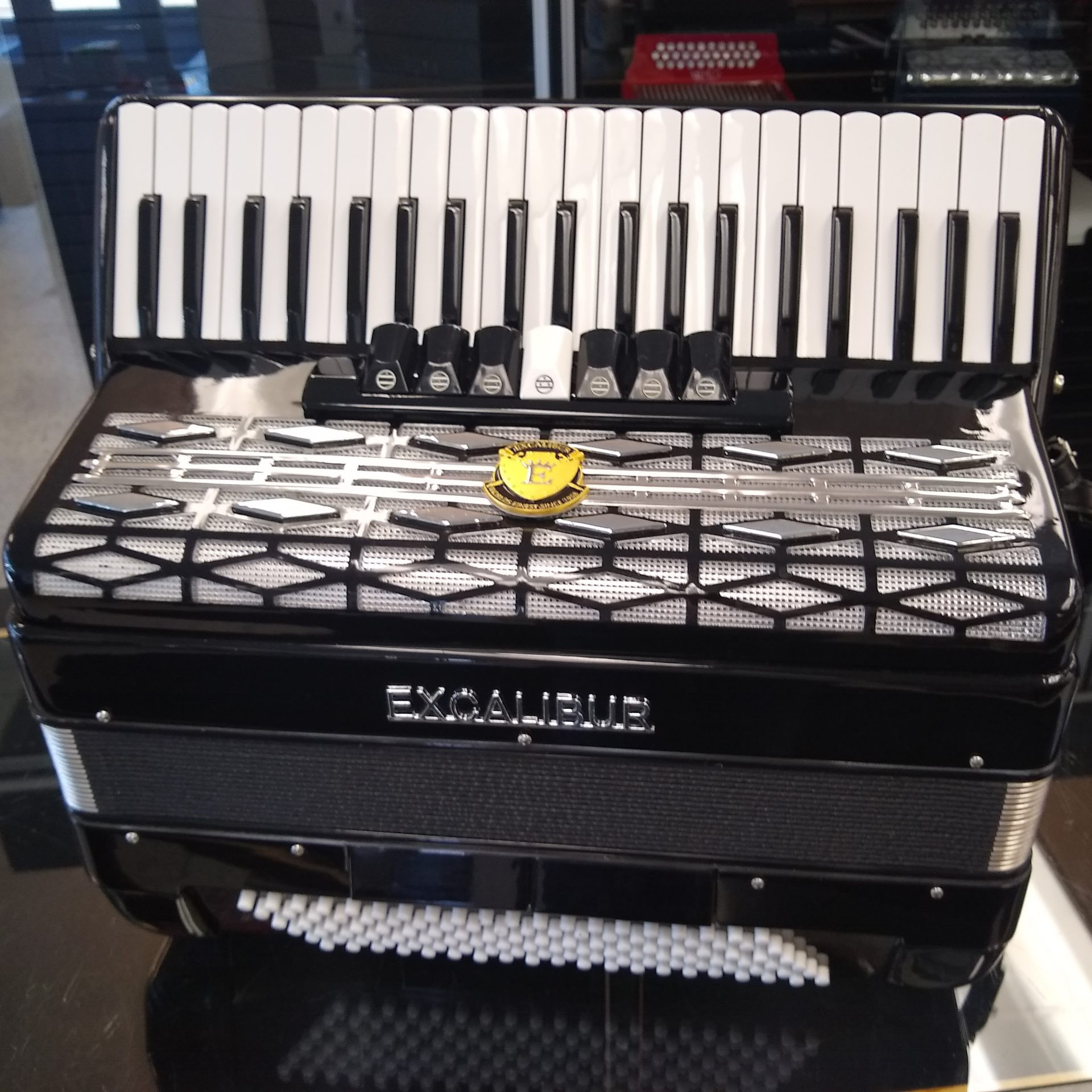 Excalibur Super Classic 120 Bass Accordion Black - Jim Laabs Music Store