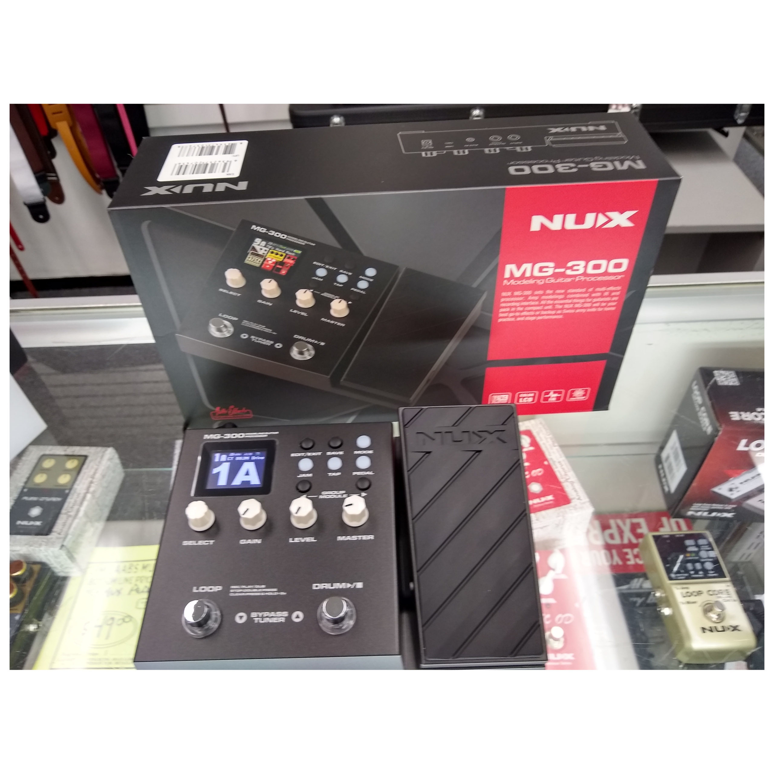 Nux MG300 Guitar Effects Processor Pedal - Jim Laabs Music Store