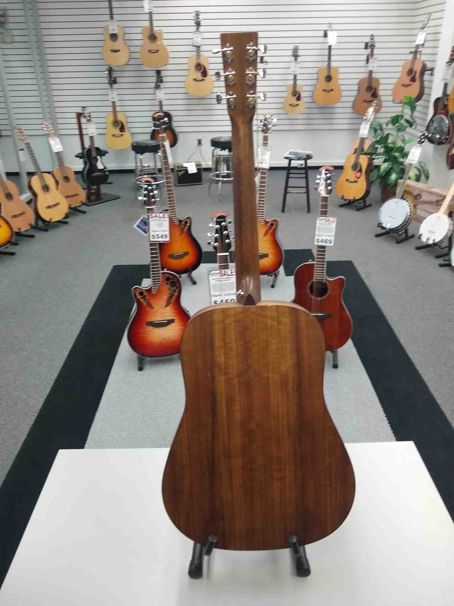 Martin D16E Guitar Sunburst - Jim Laabs Music Store