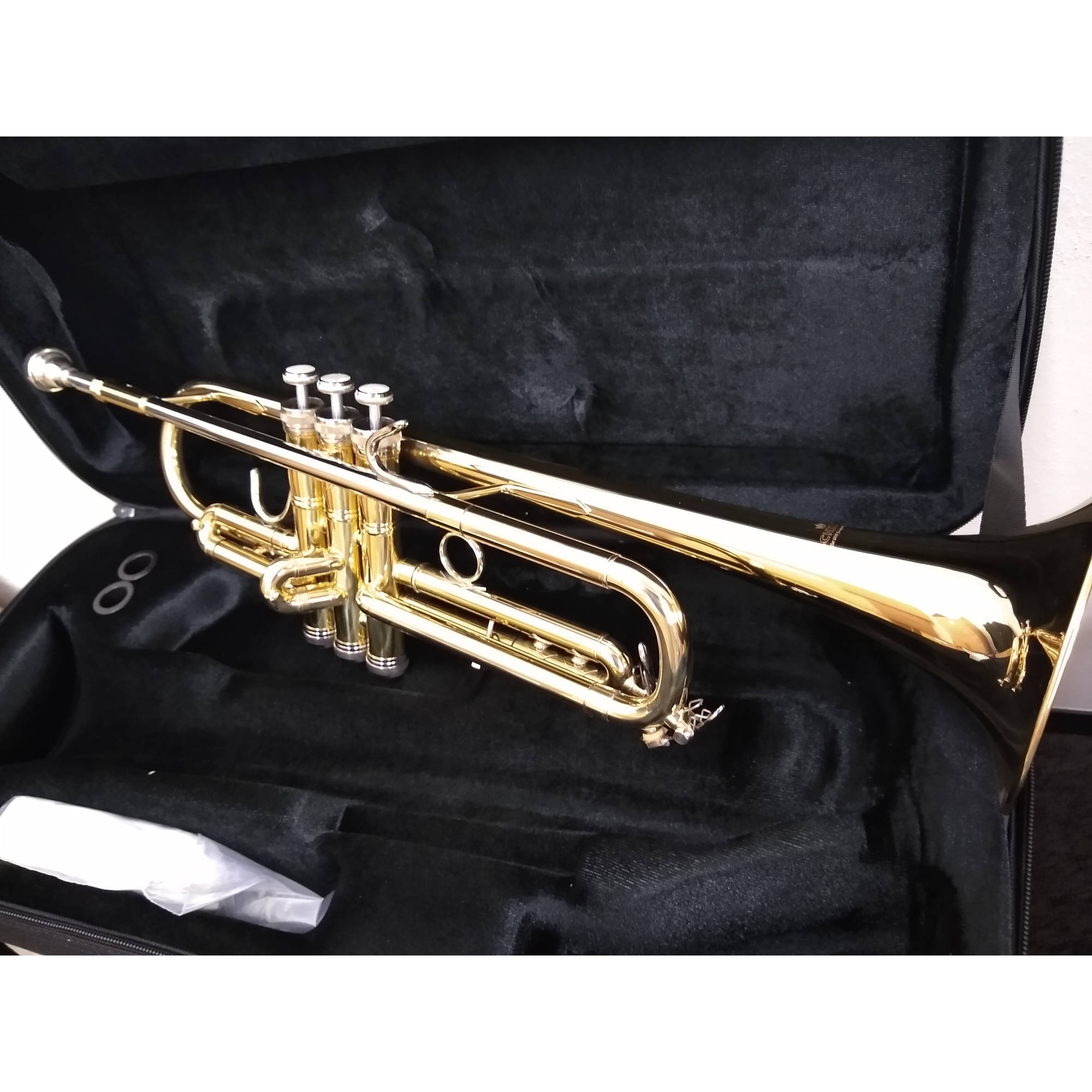 Schiller Riviera Trumpet Gold Lacquer - Jim Laabs Music Store