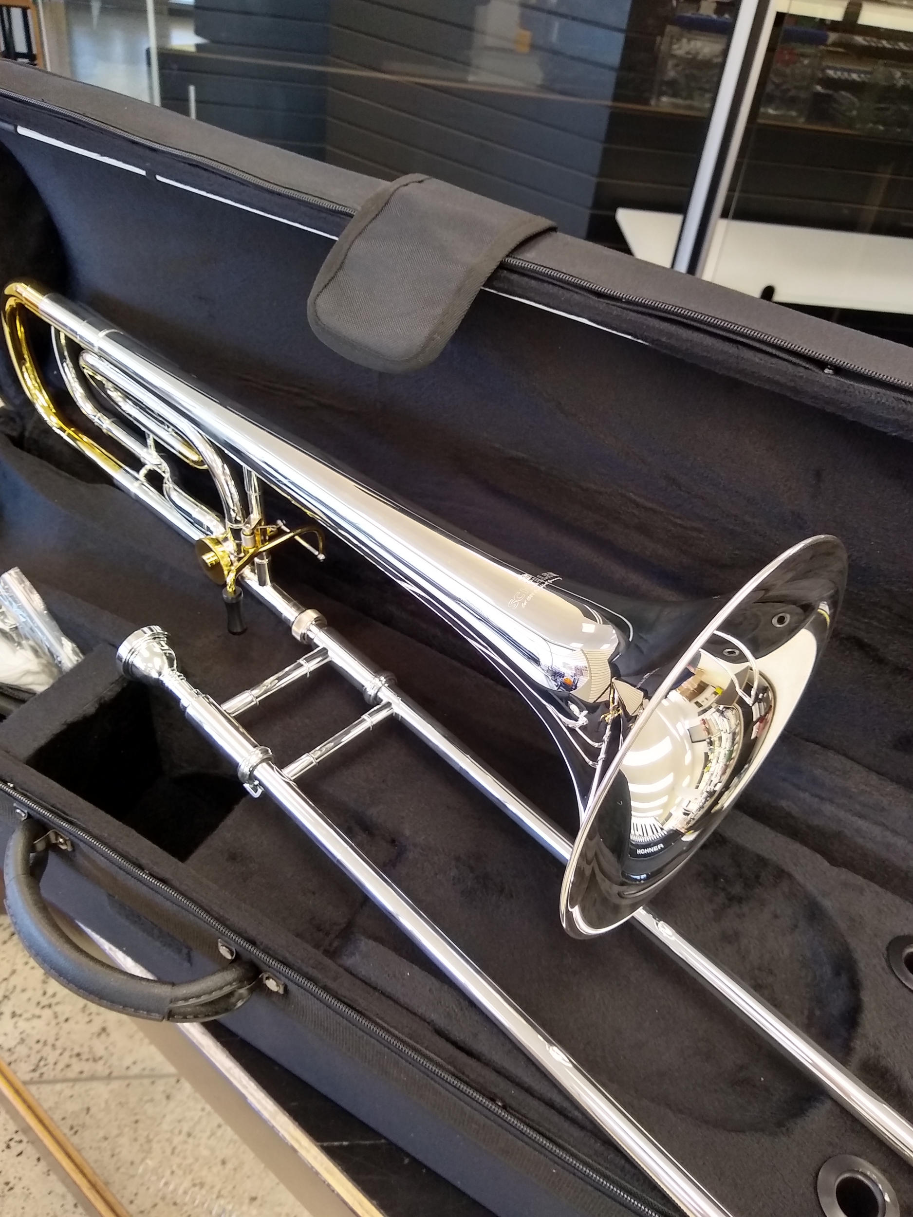 Schiller Studio 547 Trombone Silver/Gold Closed Wrap - Jim Laabs Music ...