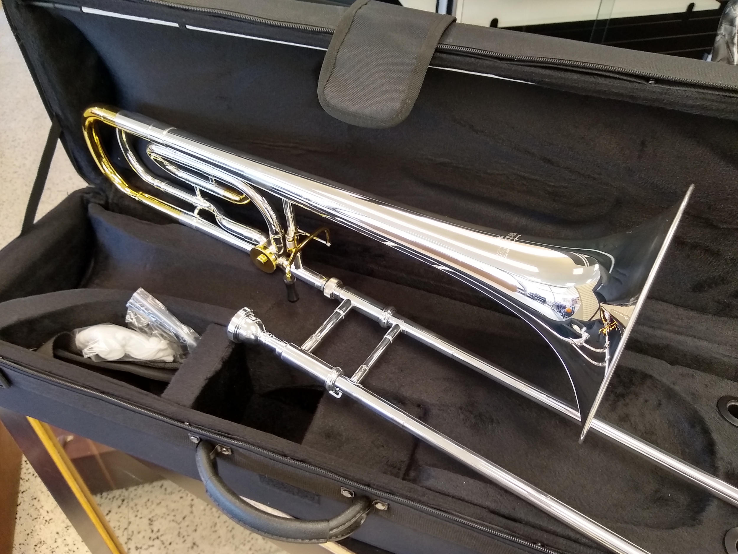 Schiller Studio 547 Trombone Silver/Gold Closed Wrap - Jim Laabs Music ...