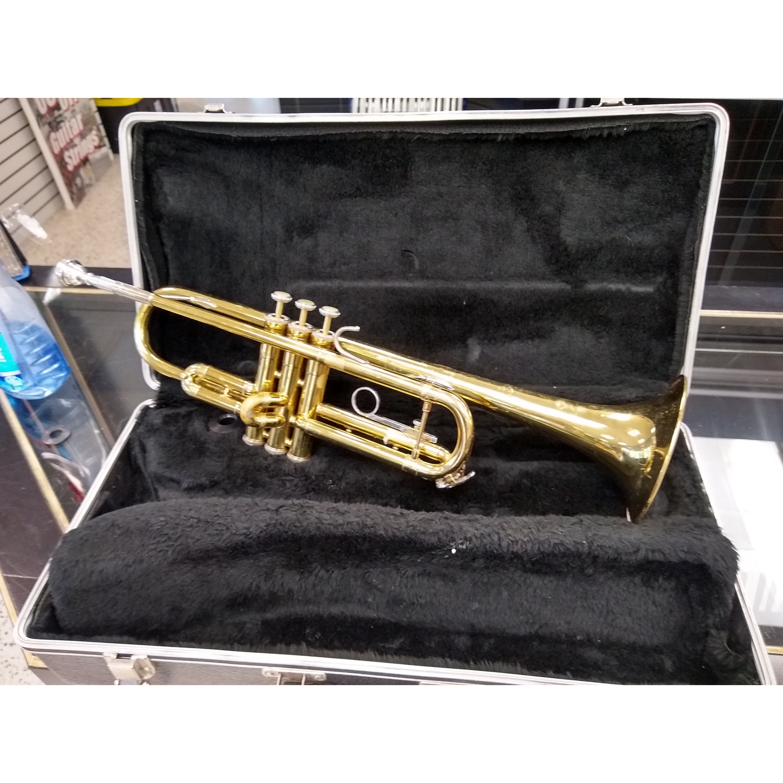 Bach TR300 Trumpet - Jim Laabs Music Store