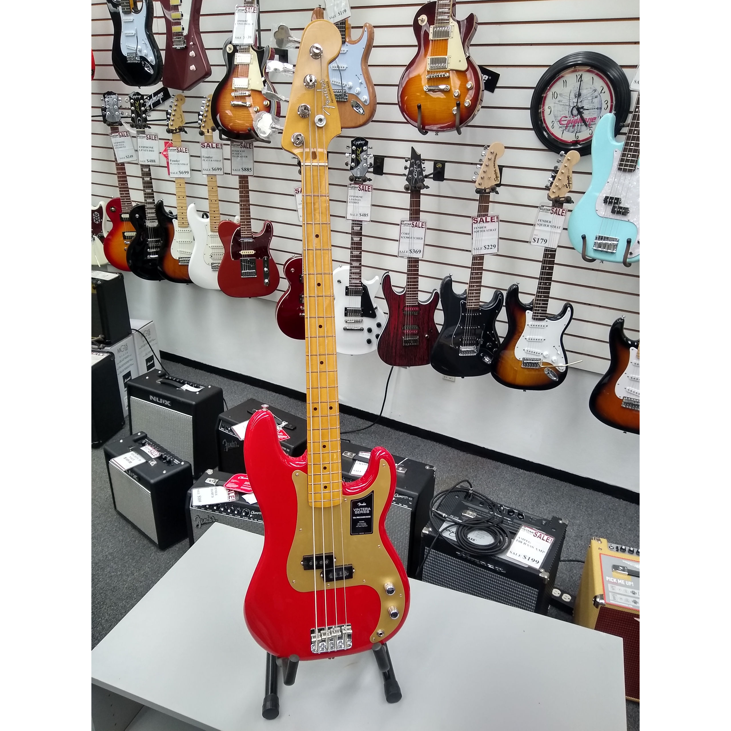 Fender Vintera P Bass Dakota Red - Used Floor Model - Jim Laabs Music Store