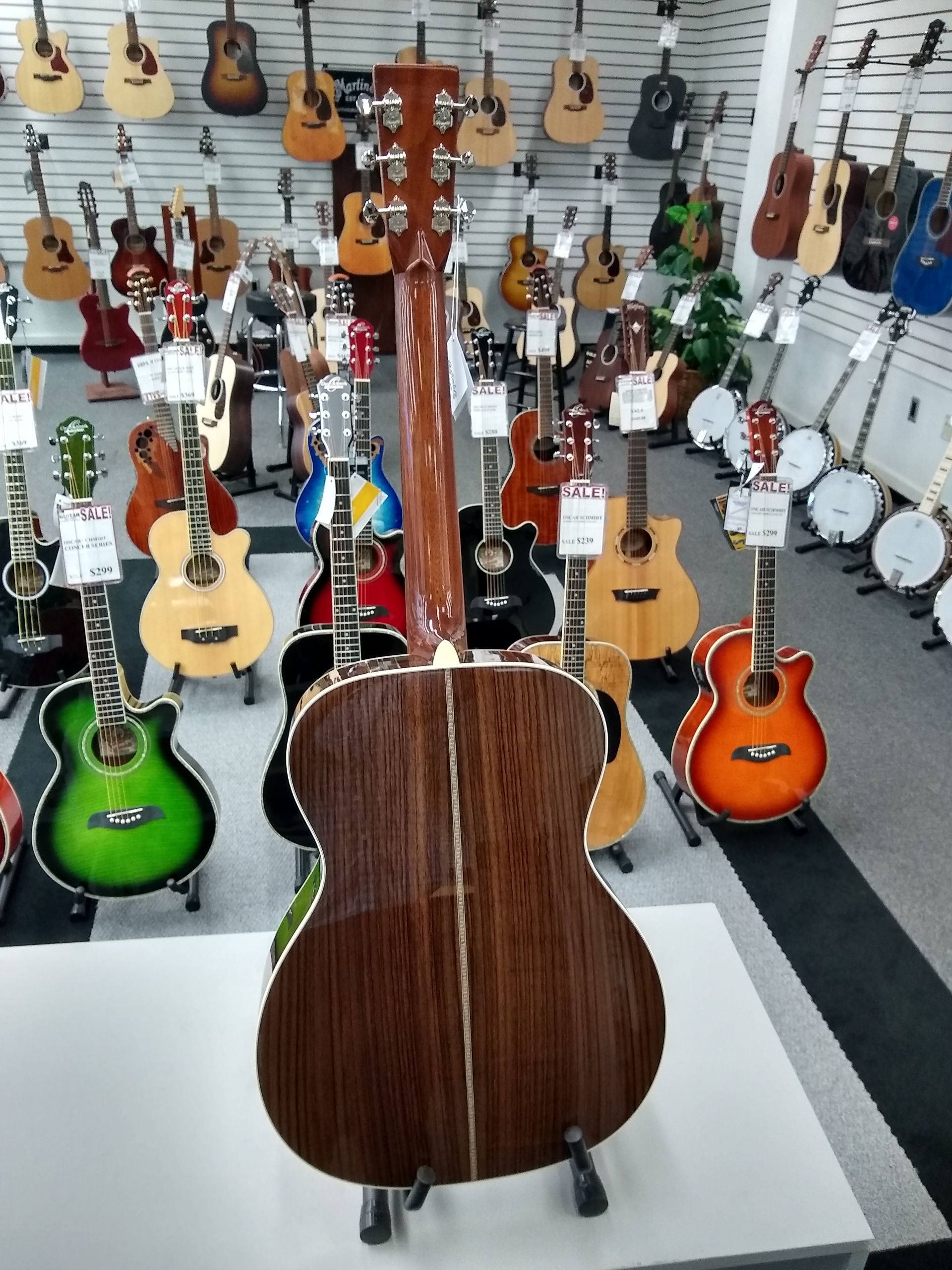 Martin OOO-28EC Eric Clapton Signature - Jim Laabs Music Store