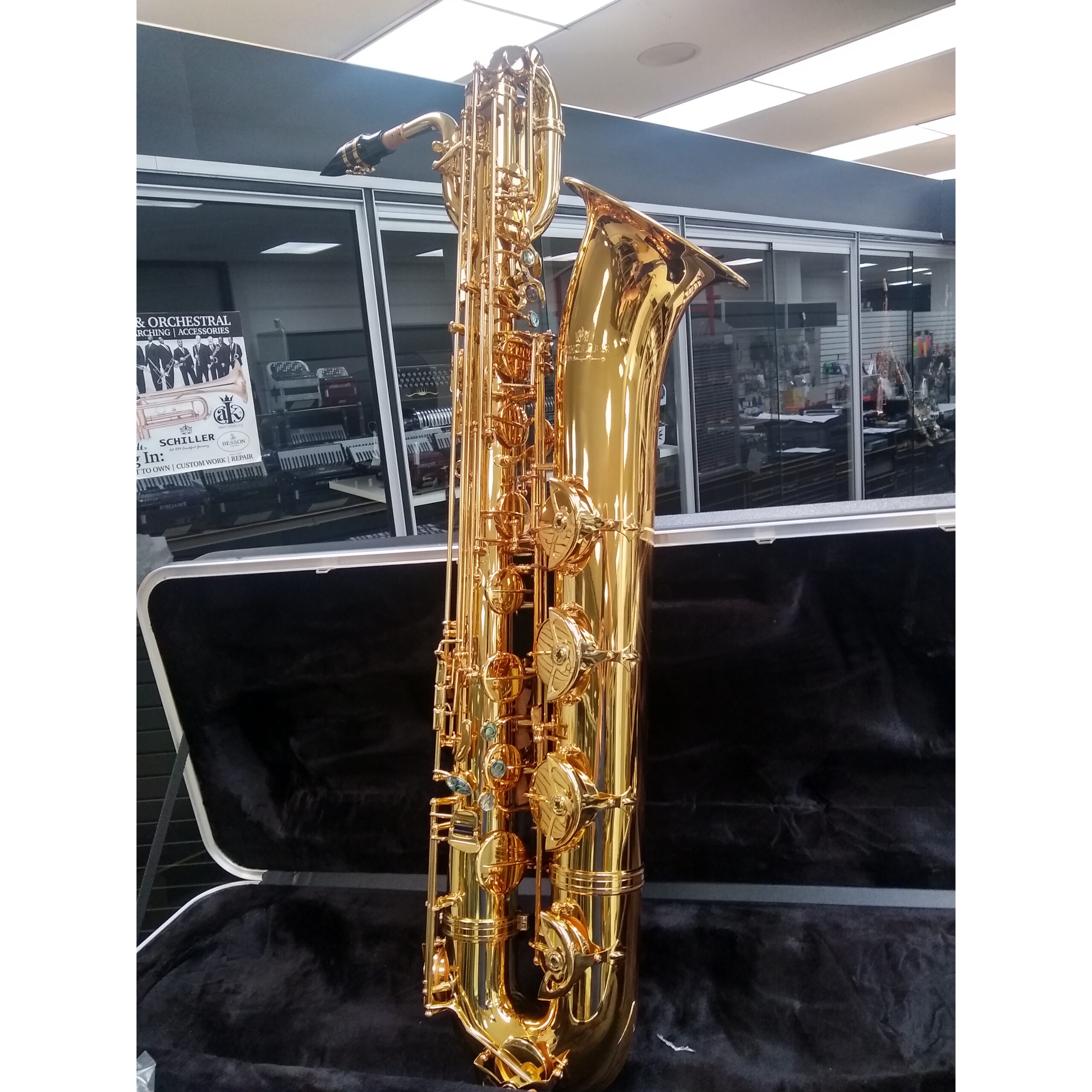 Schiller Elite V Baritone Saxophone Gold - Jim Laabs Music Store