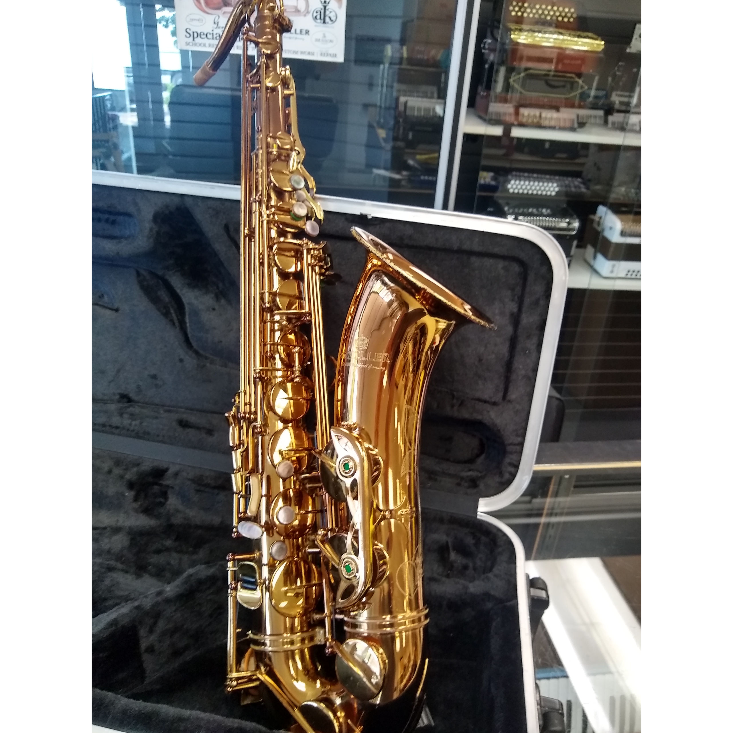 Schiller Elite V Tenor Saxophone Vintage (Used) - Jim Laabs Music Store