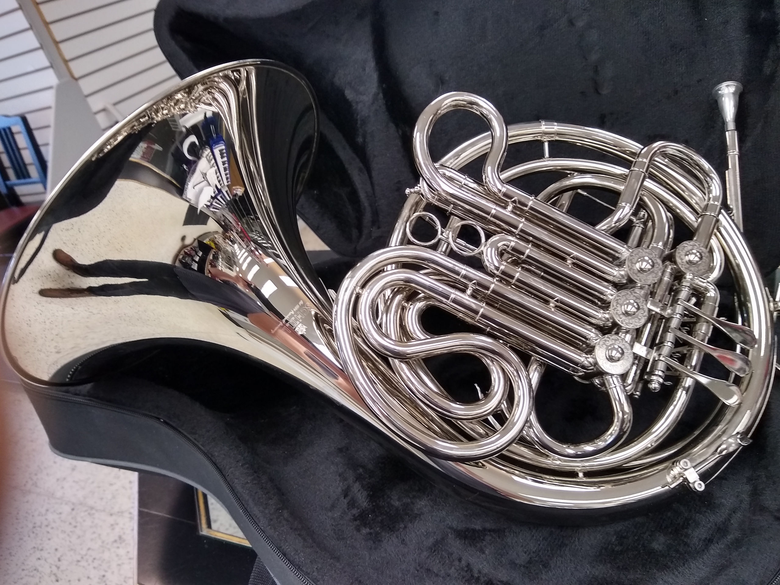 Schiller Elite VI French Horn (Used) - Jim Laabs Music Store