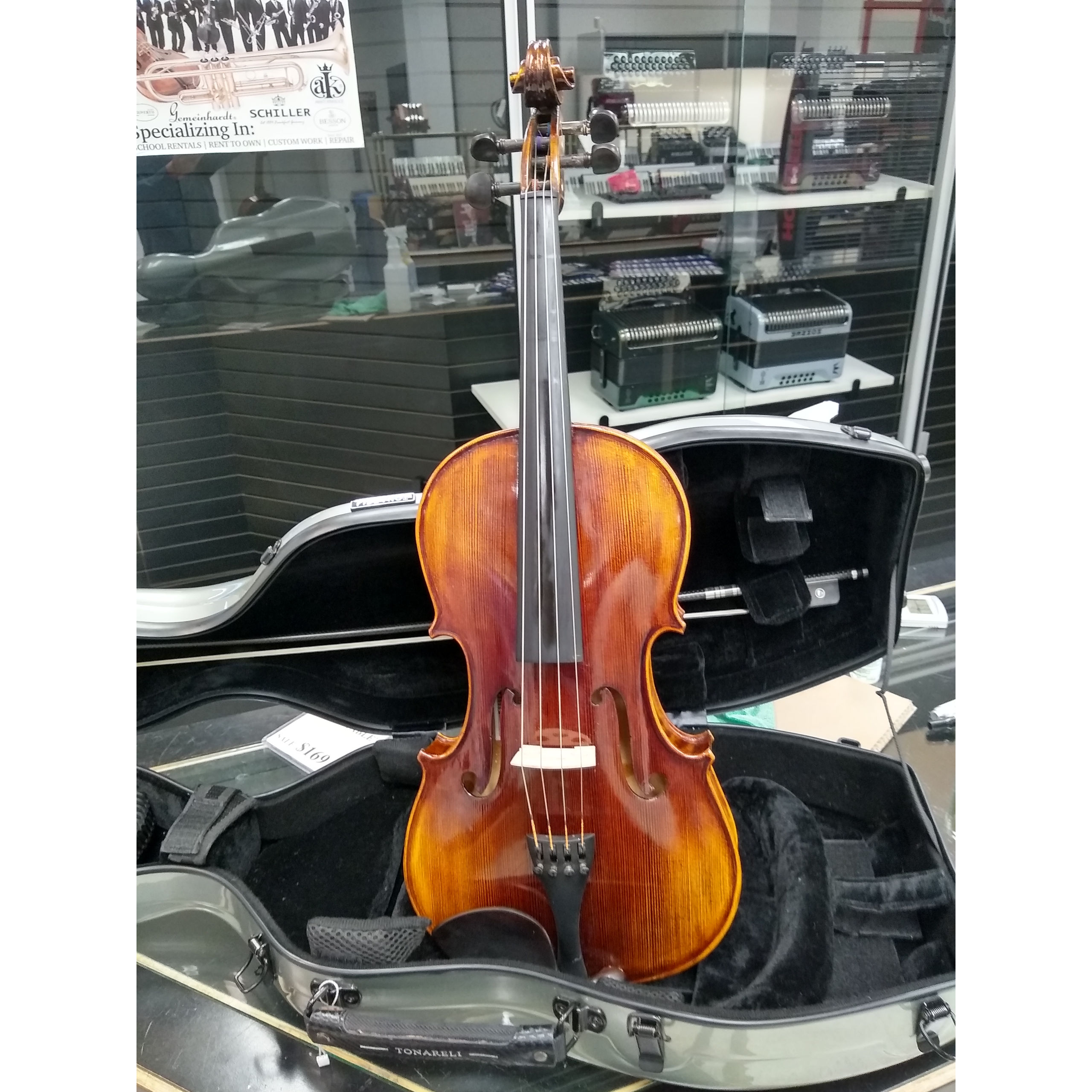 Vienna Strings Hamburg 16" Viola - Jim Laabs Music Store