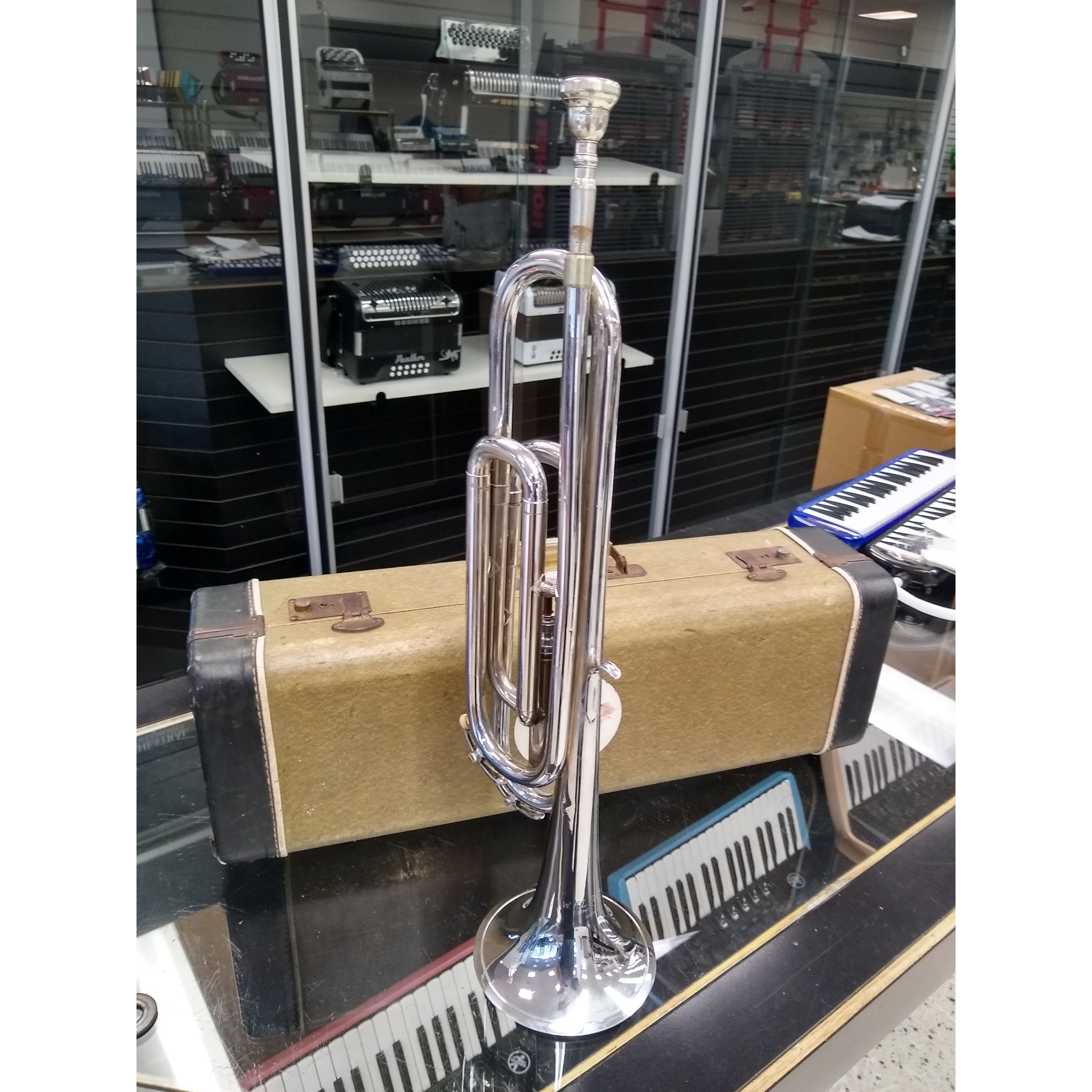 WFL Chicago Bugle Horn (Used) - Jim Laabs Music Store