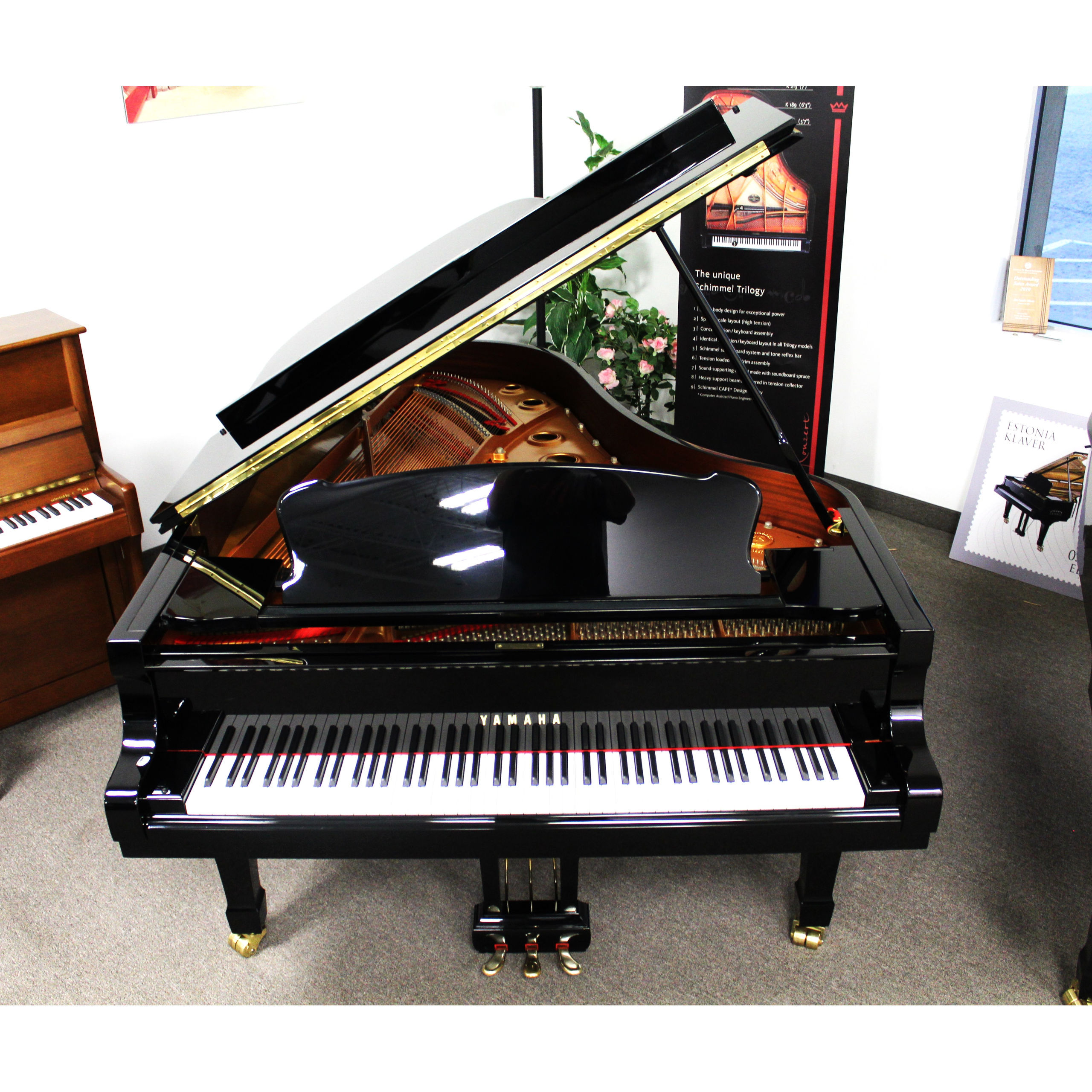 Yamaha Concert Grand S6 7' - Jim Laabs Music Store