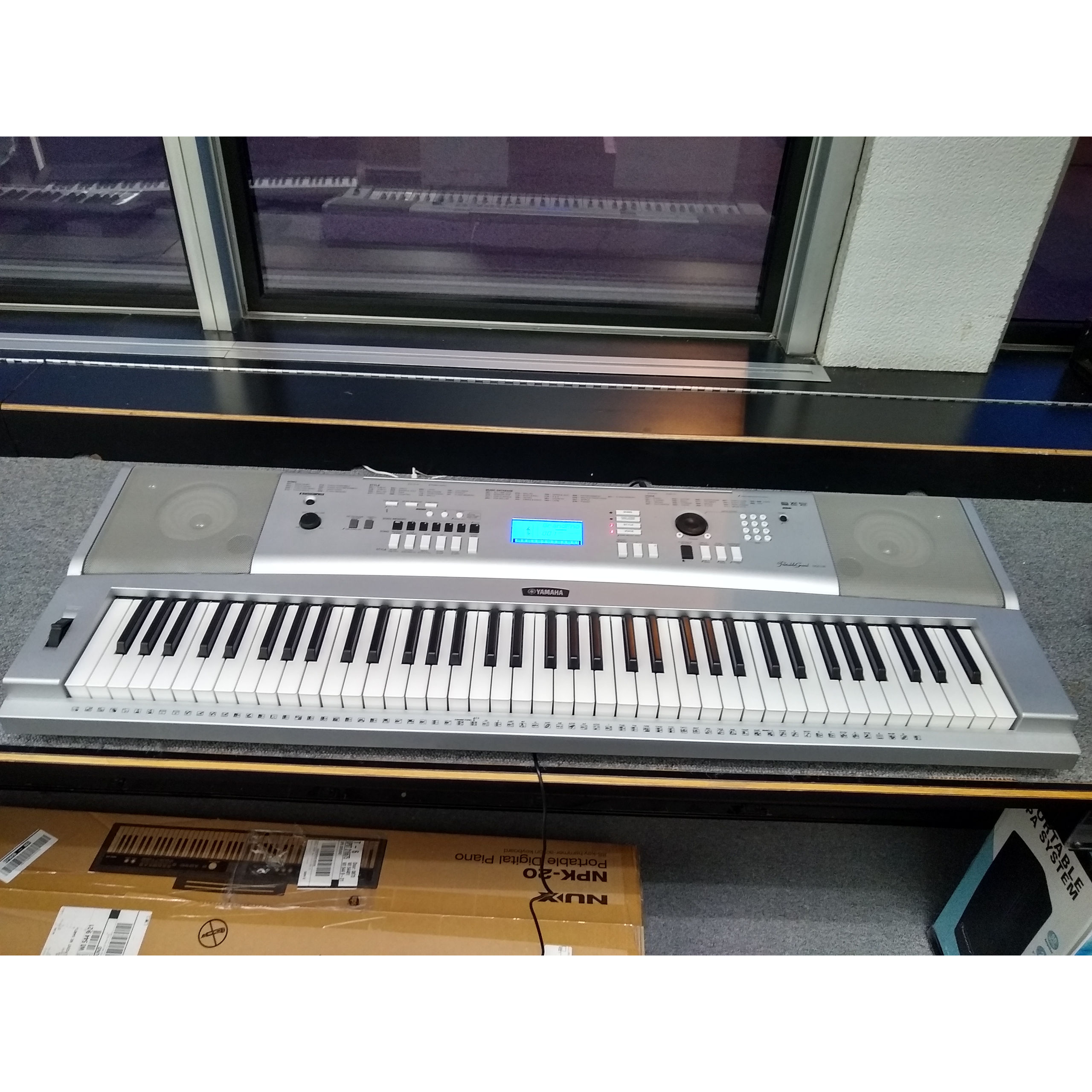 Yamaha Portable Grand Keyboard - Jim Laabs Music Store